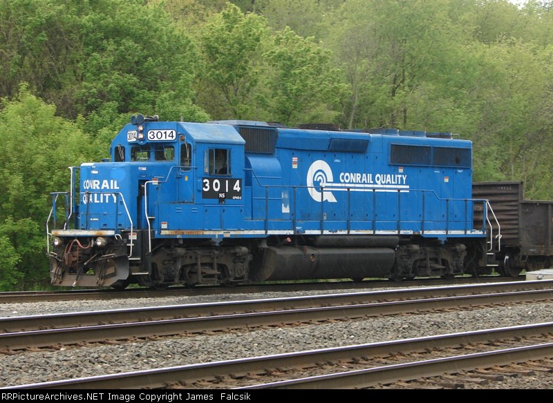 NS 3014 still Conrail Quality